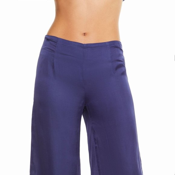 Chaser | Pants & Jumpsuits | Brand New Silky Wide Leg Zip Back Trouser ...